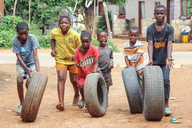 Thursday Throwback: Activities We Loved Growing Up in Nigeria - RefinedNG